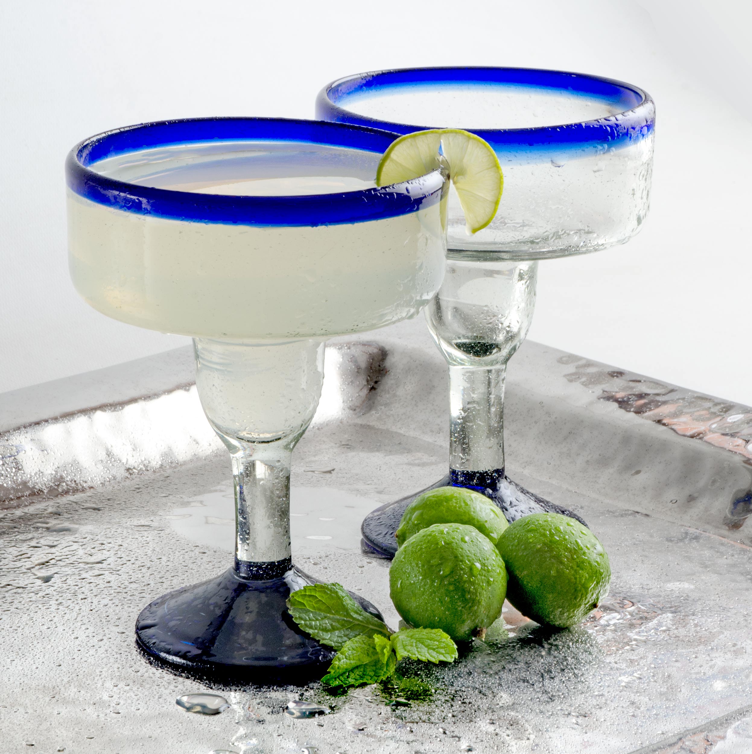 The Evolution of Mexican Glassware: From Tradition to Modern Design ...